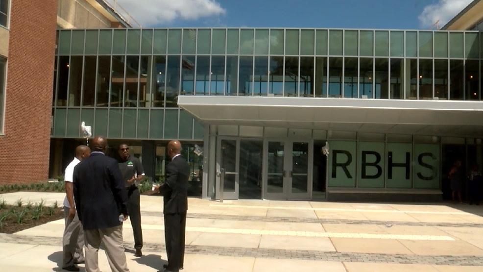 D.C. all boys school opens on city's first day of school | WJLA
